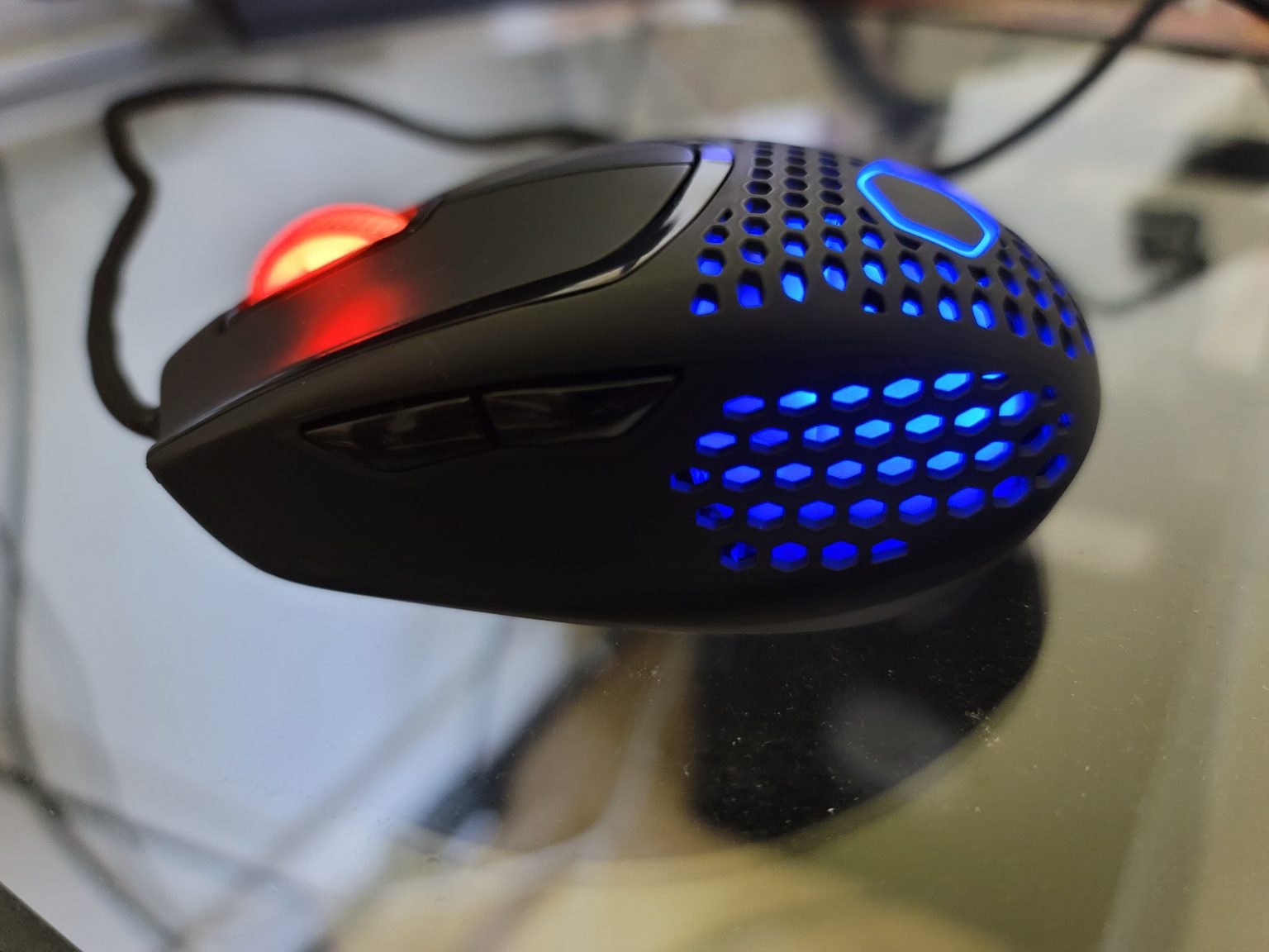 Hands-on Review – Cooler Master MM720 Gaming Mouse and new Colorways ...